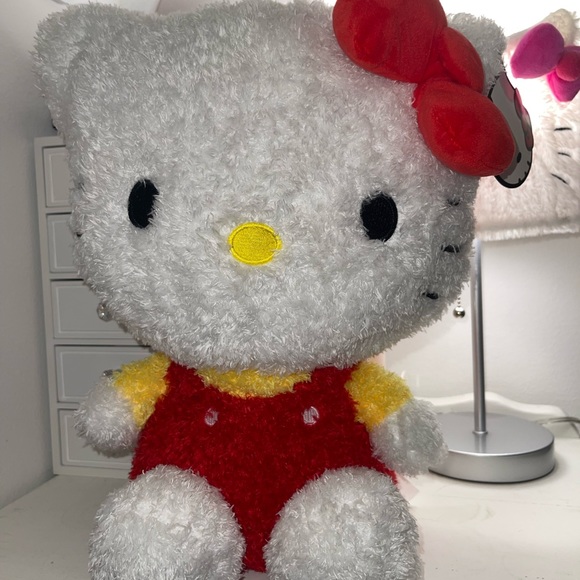 Hello Kitty | Toys | Hello Kitty Fluffy Fuzzy Soft Plush With Red ...
